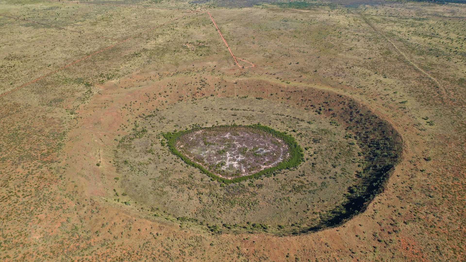 Wolfe Creek Meteorite Crater – Big Oz Explorers
